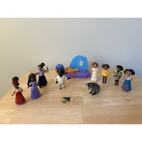 Disney | Toys | Disney Encanto Figures 3 Lot Of 3 With Accessories ...